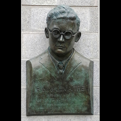Plaque commémorative en bronze, Mr Pierre Lemaître